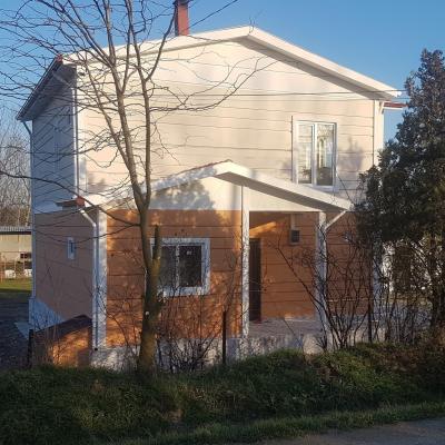 China Anti Earthquake 8 Degree Light Steel Prefab House Thickness 1.0 For Stud Framing for sale