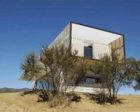 China Anti Earthquake Prefab Metal House Kits Customized Steel Structure Frame With Open Balcony for sale