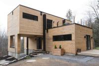 China 75mm Prefab Modular Homes / Prefabricated Shipping Containers Roof Customized Resort Center for sale