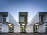 China Beautiful Prefab Container Homes Aluminium Windows Shopping Center Market Bazaar With Glass Door for sale