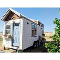 China 2 Story Prefabricated Light Steel Srtucture Tiny House On Wheels for sale