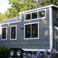 China New Zealand AZ150 Light Steel Prefab Mobile Home Trailer Caravans Tiny House On Wheels for sale