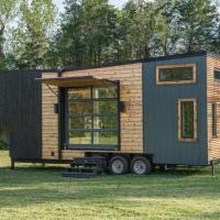 China 15mm OSB Board Light Steel Z275 Prefab Prefabricated 1 Bedroom 1 Bathroom Tiny House For Camping for sale