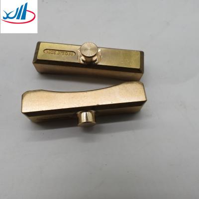 China Pendulum Block 1358312034 Fork Swing Block For Gearbox for sale