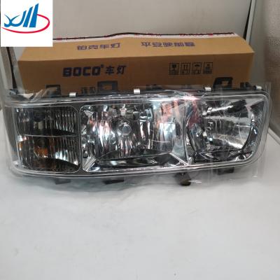 China Sinotruk HOWO Styre Truck Cabin Spare Parts Glass Plastic WG9100720110 Head Lamp for sale