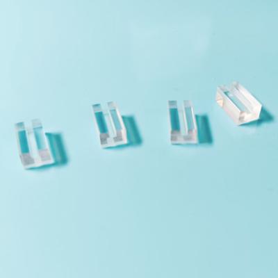 China Optical Fiber Quartz Substrate 4x3x7mm Precision Slot Positioning Fiber Coupling Base for sale