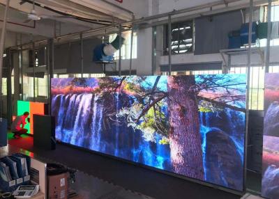 China Magnesium Alloy Cabinet Full Color LED Display P5 With Fast Lock / Quick Connector for sale