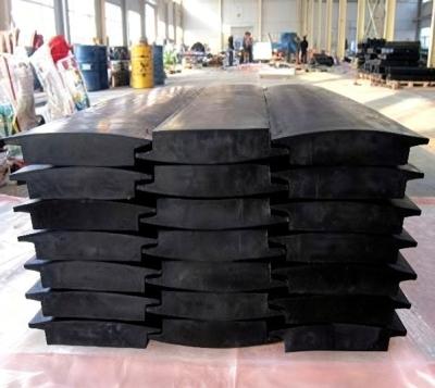 China Customizable Size Rubber Liners Resistance To Acids High Elasticity For Heavy Duty for sale
