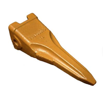 China Heat Treated 1.7kg SANY Series Bucket Tooth for Excavators with Customizable Color for sale