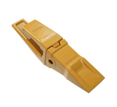 China High Wear Resistance Bucket Tooth and Adapter for Excavators with Quenched and Tempered Strength and Bolt-on or Pin-on Installation for sale