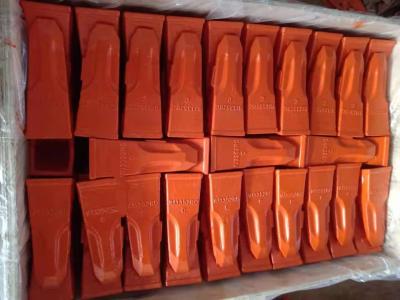China ISO9001 Certified Kobelco Series Bucket Tooth SK200 Made of Alloy Steel for High Durability in Excavator Wear Parts for sale