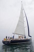 China DC 24V Sailboat Monohull Offshore Racing Sailboats With Exceptional Visibility for sale