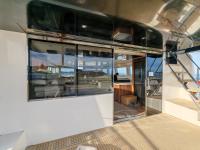 China Sea Party Entertainment Motor Catamaran High Strength Hull Yacht With Panoramic Windows for sale