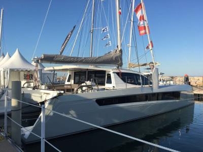 China High Stability Catamaran Sail Boat Cruising Vessel For Rough Seas Exclusive for sale
