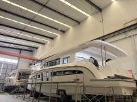 China Mazarin 55 Luxury Catamaran Sail Boat with Integrated Flybridge Helm Control and Spacious Outdoor Leisure Areas for sale