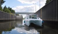 China Neuland 37 CE-B certified motor catamaran with fiberglass construction and 11.5 m length for sale