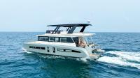 China Mazarin 55 Luxury Power Catamaran with 16.76 m LOA and Marine-grade GRP Hull via Vacuum Infusion for sale