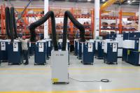 China Portable Fume Extractor Filters 2.2kW Dust Collection System For Welding for sale