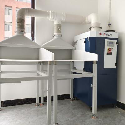 China 3Kw 2800m3/H Lab Mobile Fume Extractor With Suction Arm for sale