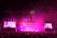 China Power Confetti Machine 2000W 20-25M Spray Height DMX512 Control for Stage Events for sale
