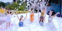 China 1000W Moving Head Foam Jet Machine 7-10m Spray Height 90° Rotation Party Events for sale