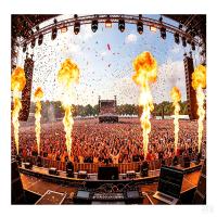 China Outdoor Waterproof 300W DMX Single Head Vertical Upward Spray Fire Flame Machine for Stage Music Festival for sale