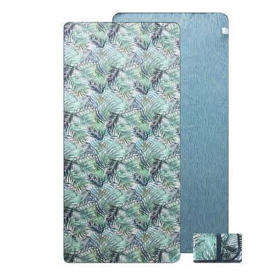 China Super Absorbent Microfiber Fitness Poncho Beach Towel Floral Printed for sale