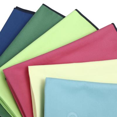 China Custom Printed Quick Dry Fast Drying Gym Yoga Sports Microfibre Towel With Mesh Bag for sale