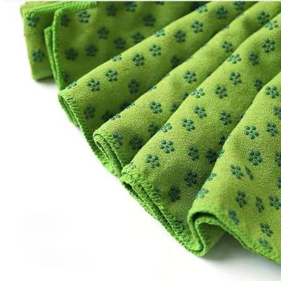 China Customised Quality Microfibre Gym Quick Dry Towel Sport Towel Fitness Towel With Zip Microfiber Yoga Towel for sale