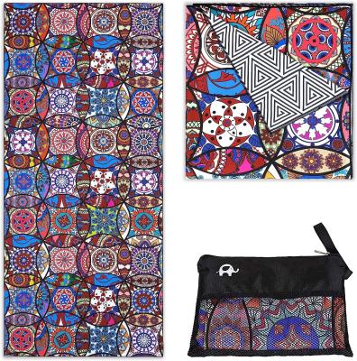 China Microfiber Material Printed Beach Towel With Machine Washable Care Instructions for sale