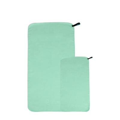 China Competitive Price Sport Gym Towel Quick Dry Fitness Travel Features Customizable Pattern Personalized Microfiber Sports Towel for sale