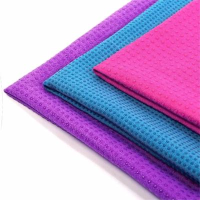 China SeeMore Non-Slip Sustainable Absorbent Soft Microfiber QUICK-DRY Compressed Towel Microfiber Yoga Towel for sale