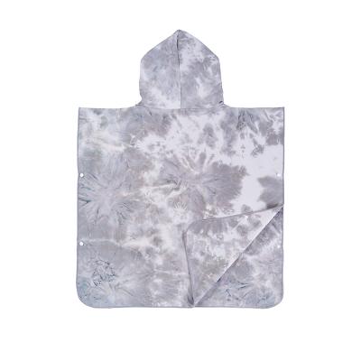 China Custom Woman Man Windproof Poncho Microfiber Quick Dry Adult Bath Robe Hooded Surf Poncho Towels for sale