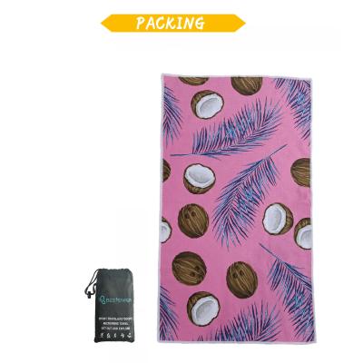 China New Design Custom Personalized Logo Microfiber Waffle Weave Golf Towel With Magnet Golf for Professional Use for sale