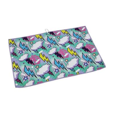 China Sublimated Microfiber Waffle Golf Towel Fitness Cooling Towel For Players 50x100cm for sale