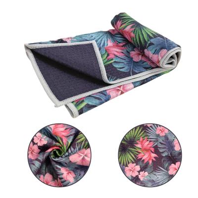 China Microfiber Waffle Sublimation Printing Custom logo Magnetic Microfiber Golf Towel with Magnet Landing Pad Golf Towel Clip for sale