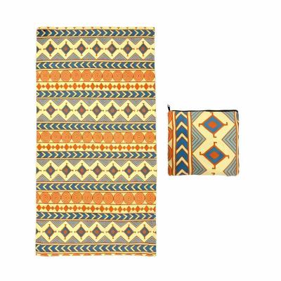 China Oversized Lightweight Towel with Storage Bag Microfiber Beach Towel for sale