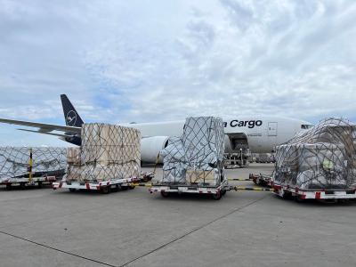 China Safety International Air Cargo Shipping DHL Door To Door Delivery Logistics for sale