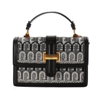 China Crossbody Bag EK012210063 for sale