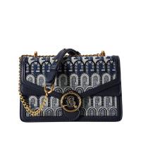 China Crossbody Bag EK012210066 for sale