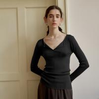 China French gentle style women’s slim inner top warm long sleeves wool V-neck knitwear for sale