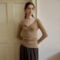 China French gentle style women’s slim inner top warm long sleeves wool V-neck knitwear for sale