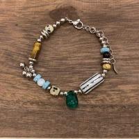 China High-End Niche Vintage Natural Stone Beaded Stacking Bracelet for sale
