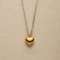 China Love Pendant Women’s Clavicle Chain Necklace for sale