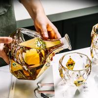 China High-end gold-plated enamel flower crystal bottle and glass for sale