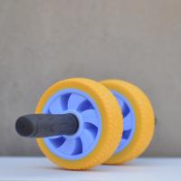 China Double Wheel Abdominal Ab Roller with slip-resistant Handles for sale