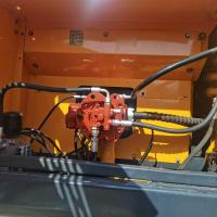 China Used Excavators HYUNDAI 305LC-9 for sale
