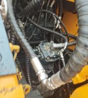 China Used Excavator HYUNDAI 220 Used Digger Sell Old Excavator for sale