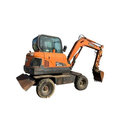 China Used Doosan DX60 tyre  excavator for sale