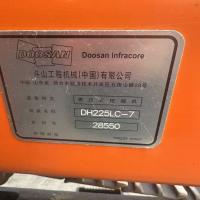 China Second Hand Doosan DH225  Cralwer Excavator for sale